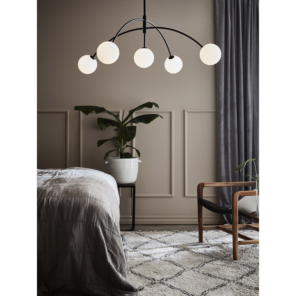 Markslöjd pendel Heaven sort Ø117 cm | BAUHAUS