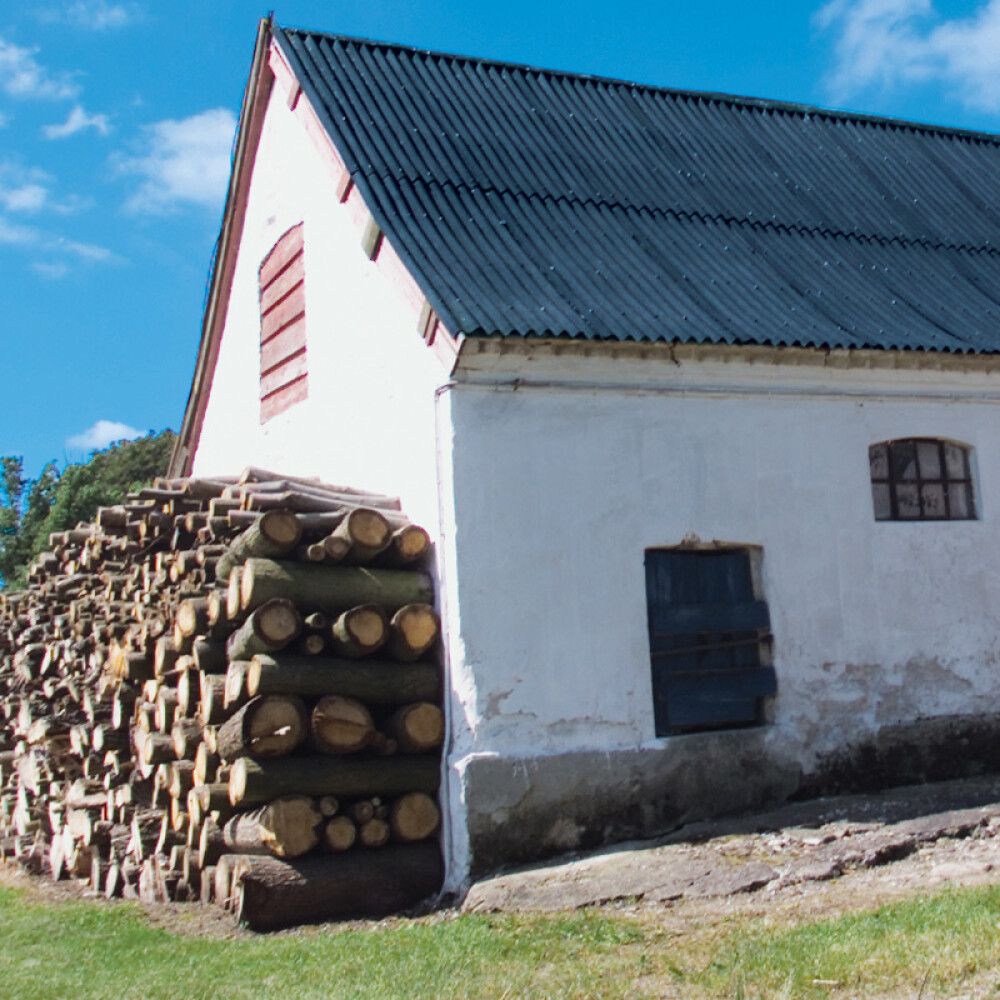 RIAS tagplade Onduline Bitumen sort 10 bølger | BAUHAUS